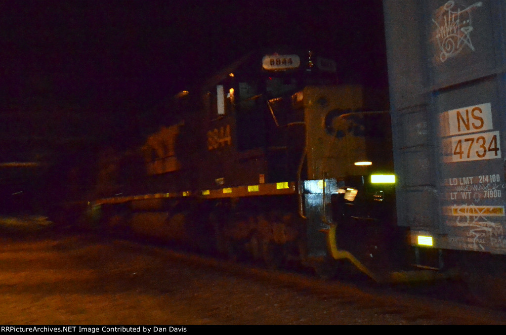 CSX SD40-2 8844 trails on Q417-22